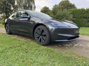 Pelēks Tesla Model 3 2025 Klaipėda, ar dzinēja tilpumu 0.00 L un nobraukumu 11 tūkst. km par 33900 €, foto 15 vietnē AUTOMOTO.COM.LV