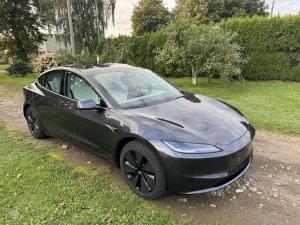 Pelēks Tesla Model 3 2025 Klaipėda, ar dzinēja tilpumu 0.00 L un nobraukumu 11 tūkst. km par 33900 €, foto 16 vietnē AUTOMOTO.COM.LV
