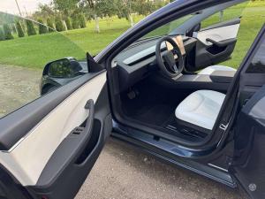 Pelēks Tesla Model 3 2025 Klaipėda, ar dzinēja tilpumu 0.00 L un nobraukumu 11 tūkst. km par 33900 €, foto 19 vietnē AUTOMOTO.COM.LV