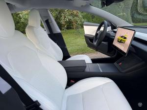 Pelēks Tesla Model 3 2025 Klaipėda, ar dzinēja tilpumu 0.00 L un nobraukumu 11 tūkst. km par 33900 €, foto 25 vietnē AUTOMOTO.COM.LV