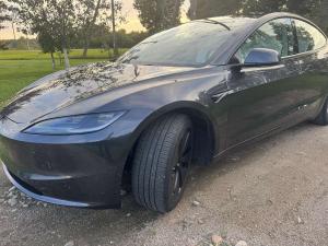 Pelēks Tesla Model 3 2025 Klaipėda, ar dzinēja tilpumu 0.00 L un nobraukumu 11 tūkst. km par 33900 €, foto 31 vietnē AUTOMOTO.COM.LV