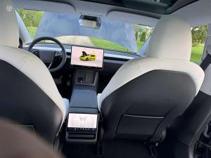 Pelēks Tesla Model 3 2025 Klaipėda, ar dzinēja tilpumu 0.00 L un nobraukumu 11 tūkst. km par 33900 €, foto 33 vietnē AUTOMOTO.COM.LV