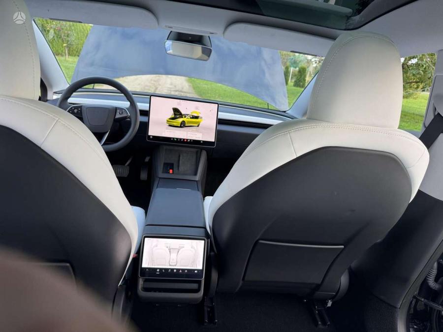 Pelēks Tesla Model 3 2025 Klaipėda, ar dzinēja tilpumu 0.00 L un nobraukumu 11 tūkst. km par 33900 €, foto 33 vietnē AUTOMOTO.COM.LV