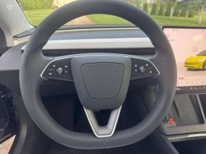 Pelēks Tesla Model 3 2025 Klaipėda, ar dzinēja tilpumu 0.00 L un nobraukumu 11 tūkst. km par 33900 €, foto 55 vietnē AUTOMOTO.COM.LV