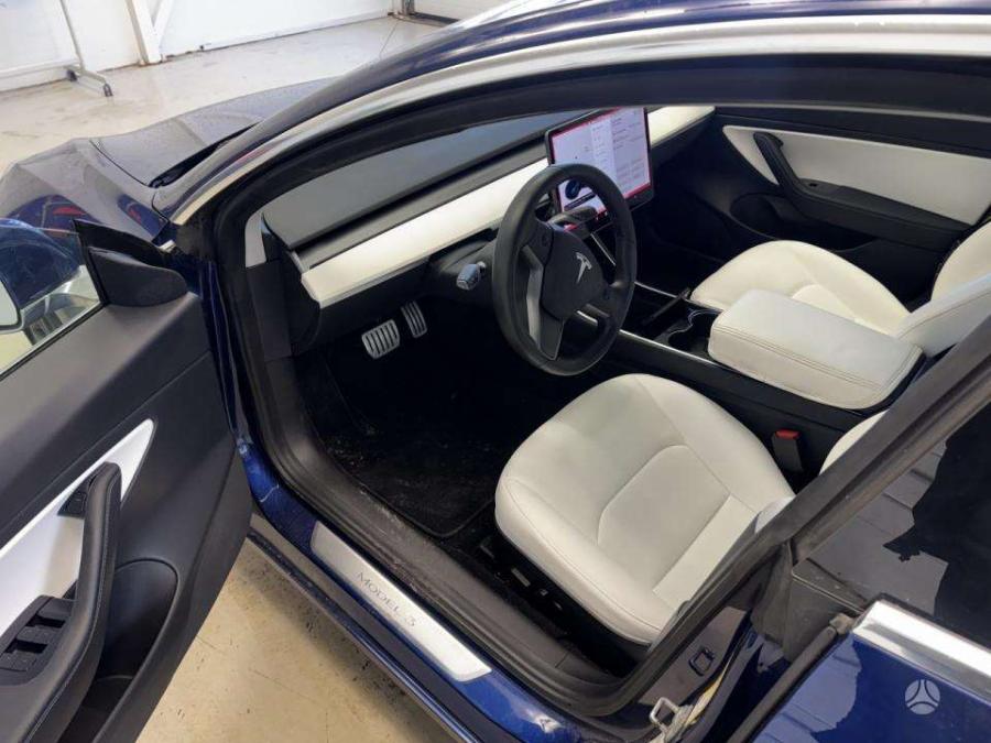 Tesla Model 3 2020 Radviliškis, ar dzinēja tilpumu 0.00 L un nobraukumu 101 tūkst. km par 14950 €, foto 8 vietnē AUTOMOTO.COM.LV