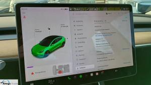 Tesla Model 3 2020 in Riga, with an engine capacity of 0.00 L and mileage of 126 thousand km for 15500 €, photo 10 on AUTOMOTO.COM.LV