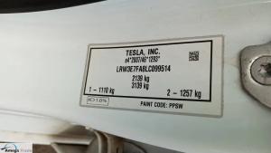 Tesla Model 3 2020 in Riga, with an engine capacity of 0.00 L and mileage of 126 thousand km for 15500 €, photo 11 on AUTOMOTO.COM.LV