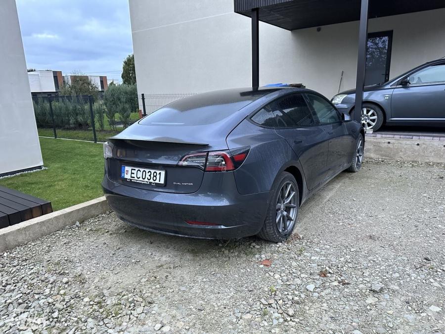 Tesla Model 3 2021 Kauņa, ar dzinēja tilpumu 0.00 L un nobraukumu 99 tūkst. km par 16800 €, foto 4 vietnē AUTOMOTO.COM.LV