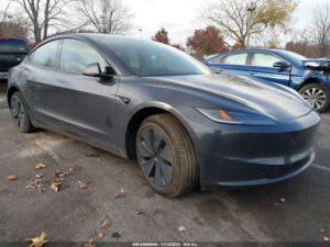 Tesla Model 3 2025 in Klaipeda, with an engine capacity of 0.00 L and mileage of 0 thousand km for 7600 €, photo  on AUTOMOTO.COM.LV