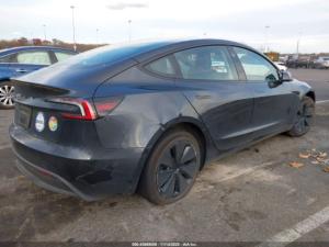 Tesla Model 3 2025 in Klaipeda, with an engine capacity of 0.00 L and mileage of 0 thousand km for 7600 €, photo 4 on AUTOMOTO.COM.LV