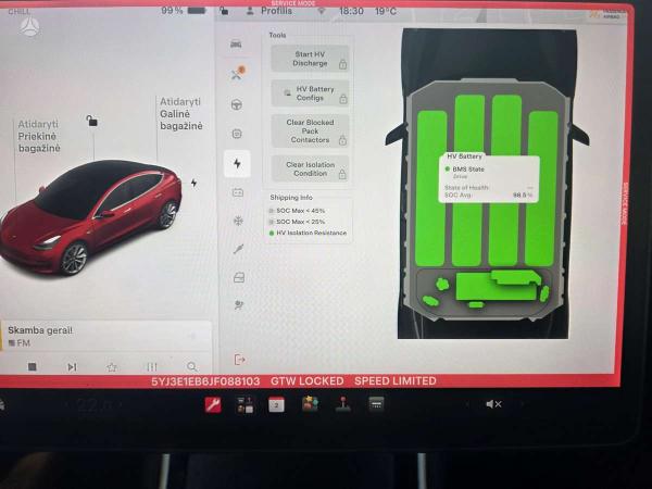 Red Tesla Model 3 2018 in Kaunas, with an engine capacity of 0.00 L and mileage of 140 thousand km for 16940 €, photo 10 on AUTOMOTO.COM.LV