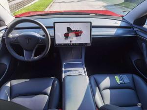 Красный Тесла Модель 3 2023 в Каунас, объемом двигателя 0.00 л и пробегом 115 тыс. км за 13500 €, фото 11 на AUTOMOTO.COM.LV