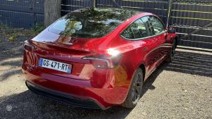 Красный Тесла Модель 3 2023 в Ионава, объемом двигателя 0.00 л и пробегом 70 тыс. км за 31700 €, фото 10 на AUTOMOTO.COM.LV