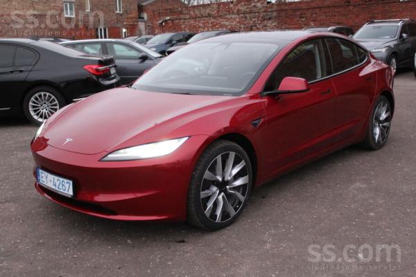 Red Tesla Model 3 2024 in Liepaja, with an engine capacity of 0.00 L and mileage of 20 thousand km for 33500 €, photo 2 on AUTOMOTO.COM.LV