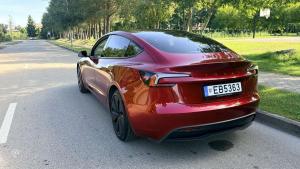 Sarkans Tesla Model 3 2024 Šilutė, ar dzinēja tilpumu 0.00 L un nobraukumu 47 tūkst. km par 35500 €, foto 5 vietnē AUTOMOTO.COM.LV