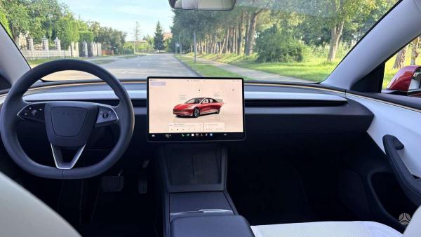 Red Tesla Model 3 2024 in Silute, with an engine capacity of 0.00 L and mileage of 47 thousand km for 35500 €, photo 7 on AUTOMOTO.COM.LV