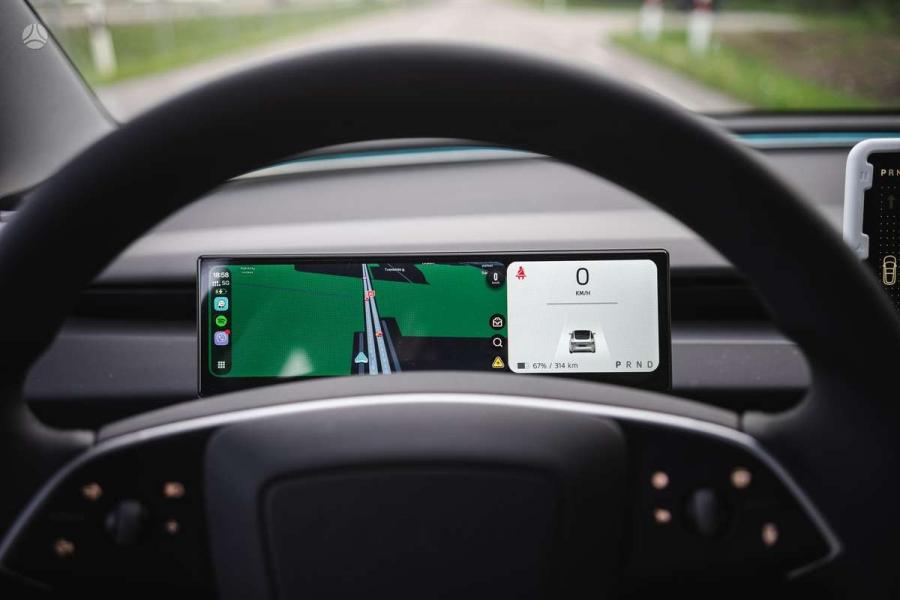 Красный Тесла Модель 3 2024 в Каунас, объемом двигателя 0.00 л и пробегом 20 тыс. км за 44770 €, фото 13 на AUTOMOTO.COM.LV