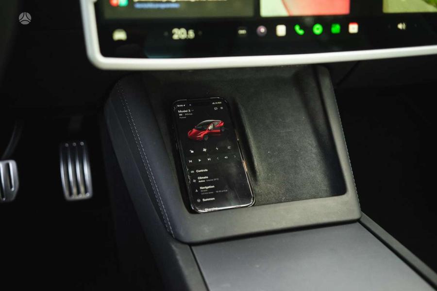 Красный Тесла Модель 3 2024 в Каунас, объемом двигателя 0.00 л и пробегом 20 тыс. км за 44770 €, фото 38 на AUTOMOTO.COM.LV