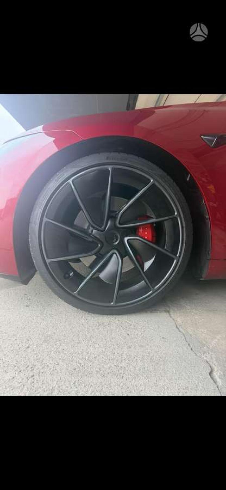 Sarkans Tesla Model 3 2024 Kauņa, ar dzinēja tilpumu 0.00 L un nobraukumu 18 tūkst. km par 43900 €, foto 19 vietnē AUTOMOTO.COM.LV