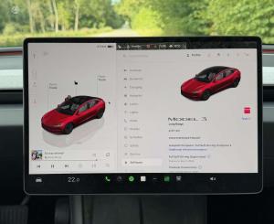 Sarkans Tesla Model 3 2026 Kauņa, ar dzinēja tilpumu 0.00 L un nobraukumu 4 tūkst. km par 36500 €, foto 21 vietnē AUTOMOTO.COM.LV
