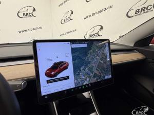 Красный Тесла Модель 3 2018 в Вильнюс, объемом двигателя 0.00 л и пробегом 358 тыс. км за 13500 €, фото 27 на AUTOMOTO.COM.LV