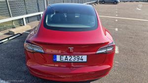 Sarkans Tesla Model 3 2018 Viļņa, ar dzinēja tilpumu 0.00 L un nobraukumu 359 tūkst. km par 13400 €, foto 8 vietnē AUTOMOTO.COM.LV