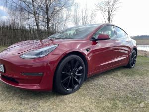 Red Tesla Model 3 2019 in Vilnius, with an engine capacity of 0.00 L and mileage of 168 thousand km for 20000 €, photo  on AUTOMOTO.COM.LV