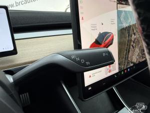 Red Tesla Model 3 2019 in Avizieniai, with an engine capacity of 0.00 L and mileage of 173 thousand km for 23000 €, photo 26 on AUTOMOTO.COM.LV