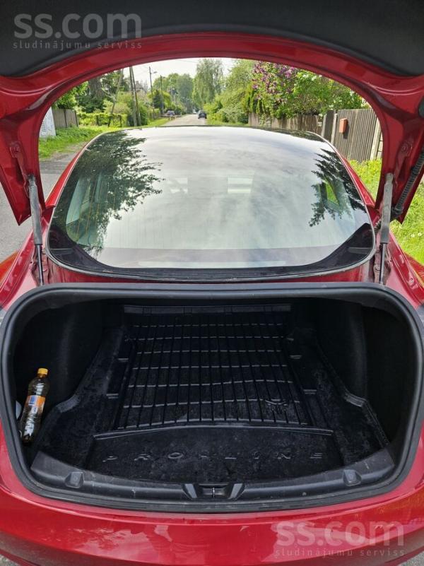 Sarkans Tesla Model 3 2019 Rīga, ar dzinēja tilpumu 0.00 L un nobraukumu 187 tūkst. km par 17500 €, foto 9 vietnē AUTOMOTO.COM.LV