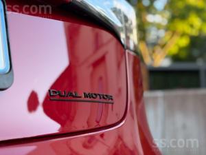 Red Tesla Model 3 2019 in Jelgava, with an engine capacity of 0.00 L and mileage of 93 thousand km for 26000 €, photo 12 on AUTOMOTO.COM.LV
