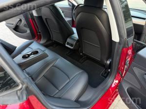 Red Tesla Model 3 2019 in Jelgava, with an engine capacity of 0.00 L and mileage of 93 thousand km for 26000 €, photo 19 on AUTOMOTO.COM.LV