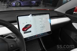 Красный Тесла Модель 3 2019 в Рига, объемом двигателя 0.00 л и пробегом 140 тыс. км за 23900 €, фото 21 на AUTOMOTO.COM.LV