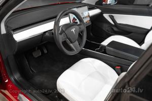 Red Tesla Model 3 2019 in Riga, with an engine capacity of 0.00 L and mileage of 140 thousand km for 23900 €, photo 10 on AUTOMOTO.COM.LV