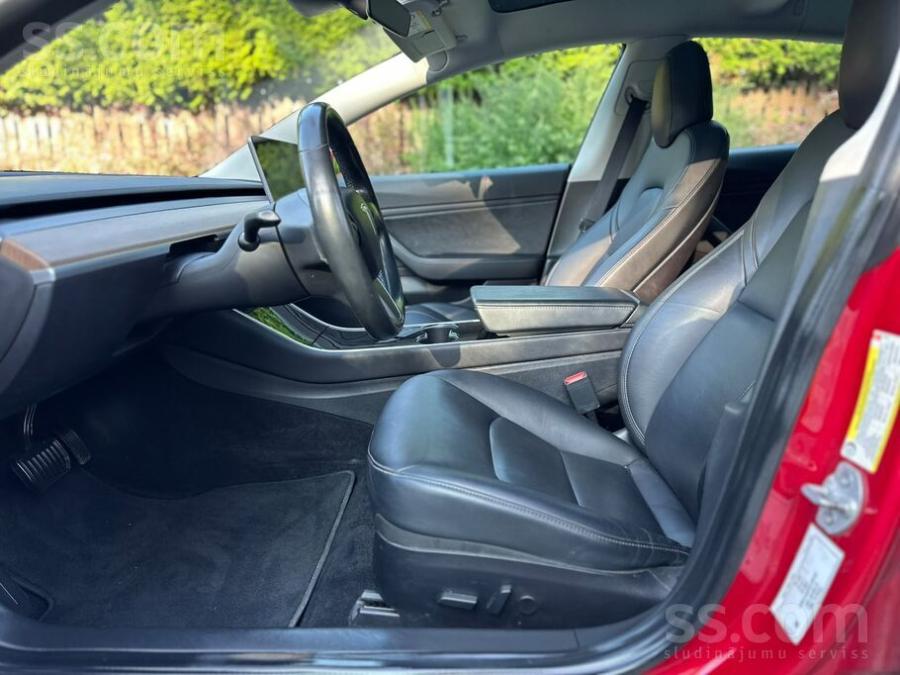 Sarkans Tesla Model 3 2019 Rīga, ar dzinēja tilpumu 0.00 L un nobraukumu 105 tūkst. km par 18950 €, foto 11 vietnē AUTOMOTO.COM.LV