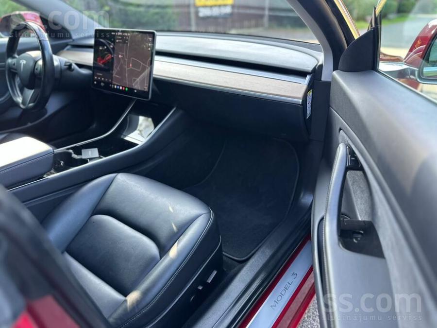 Sarkans Tesla Model 3 2019 Rīga, ar dzinēja tilpumu 0.00 L un nobraukumu 105 tūkst. km par 18950 €, foto 15 vietnē AUTOMOTO.COM.LV