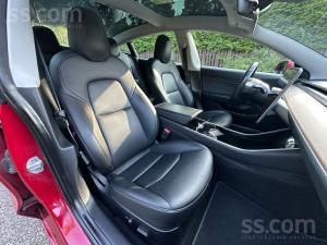 Sarkans Tesla Model 3 2019 Rīga, ar dzinēja tilpumu 0.00 L un nobraukumu 105 tūkst. km par 18950 €, foto 17 vietnē AUTOMOTO.COM.LV
