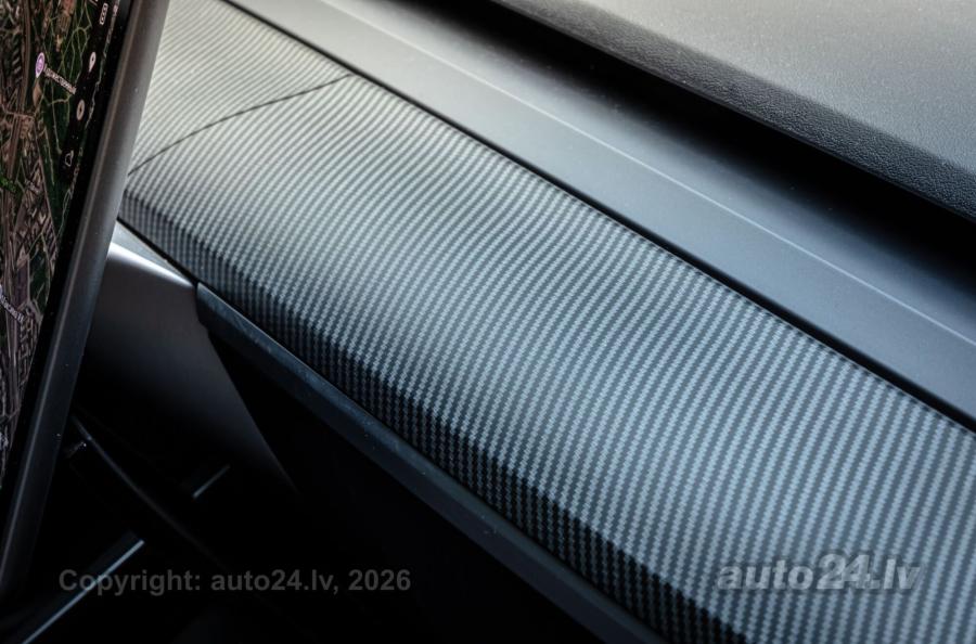 Sarkans Tesla Model 3 2019 Tallina, ar dzinēja tilpumu 0.00 L un nobraukumu 156 tūkst. km par 26500 €, foto 10 vietnē AUTOMOTO.COM.LV