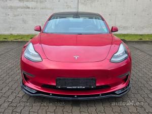 Red Tesla Model 3 2020 in Viljandi, with an engine capacity of 0.00 L and mileage of 90 thousand km for 26800 €, photo 2 on AUTOMOTO.COM.LV
