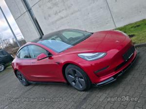 Red Tesla Model 3 2020 in Viljandi, with an engine capacity of 0.00 L and mileage of 90 thousand km for 26800 €, photo 9 on AUTOMOTO.COM.LV