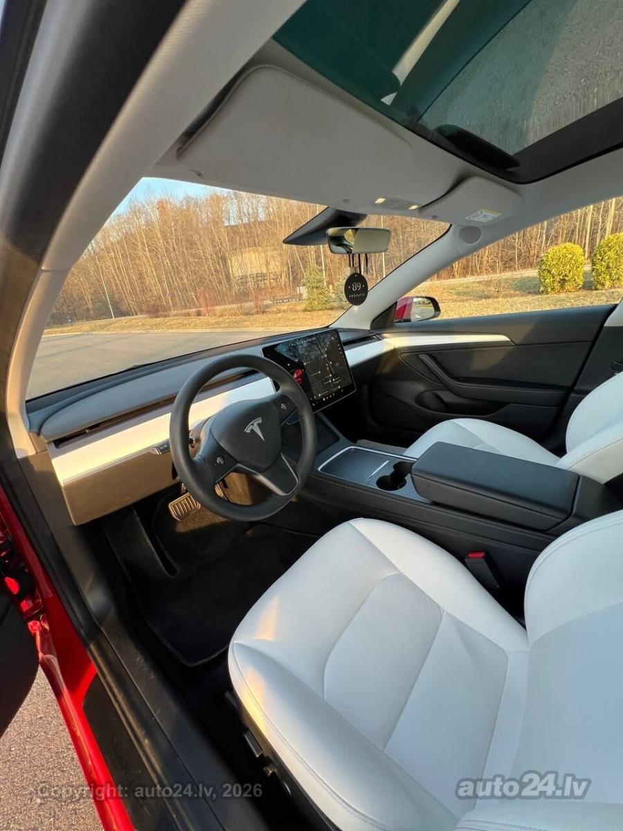 Sarkans Tesla Model 3 2021 Tallina, ar dzinēja tilpumu 0.00 L un nobraukumu 73 tūkst. km par 32000 €, foto 10 vietnē AUTOMOTO.COM.LV