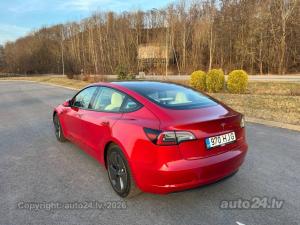 Sarkans Tesla Model 3 2021 Tallina, ar dzinēja tilpumu 0.00 L un nobraukumu 73 tūkst. km par 32000 €, foto 14 vietnē AUTOMOTO.COM.LV