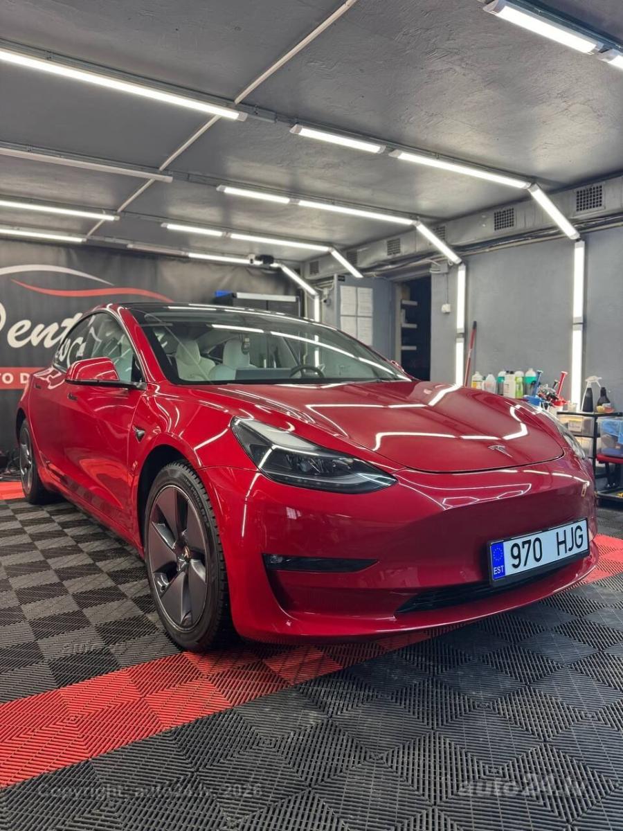 Sarkans Tesla Model 3 2021 Tallina, ar dzinēja tilpumu 0.00 L un nobraukumu 73 tūkst. km par 32000 €, foto 16 vietnē AUTOMOTO.COM.LV