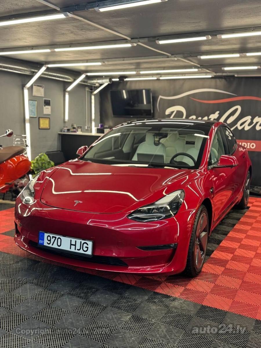 Sarkans Tesla Model 3 2021 Tallina, ar dzinēja tilpumu 0.00 L un nobraukumu 73 tūkst. km par 32000 €, foto 18 vietnē AUTOMOTO.COM.LV