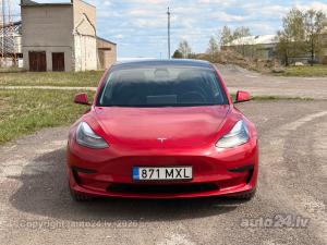 Красный Тесла Модель 3 2021 в Таллин, объемом двигателя 0.00 л и пробегом 111 тыс. км за 24400 €, фото 3 на AUTOMOTO.COM.LV