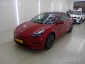 Sarkans Tesla Model 3 2021 Rīga, ar dzinēja tilpumu 0.00 L un nobraukumu 147 tūkst. km par 23555 €, foto  vietnē AUTOMOTO.COM.LV