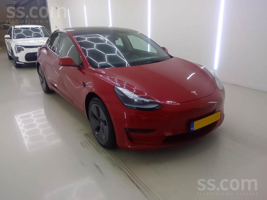 Sarkans Tesla Model 3 2021 Rīga, ar dzinēja tilpumu 0.00 L un nobraukumu 147 tūkst. km par 23555 €, foto 3 vietnē AUTOMOTO.COM.LV
