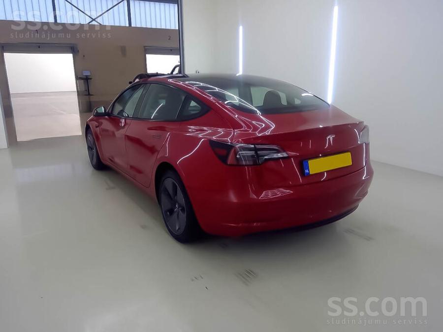 Sarkans Tesla Model 3 2021 Rīga, ar dzinēja tilpumu 0.00 L un nobraukumu 147 tūkst. km par 23555 €, foto 4 vietnē AUTOMOTO.COM.LV