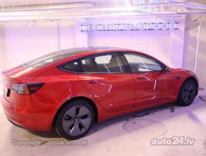 Red Tesla Model 3 2021 in Tallinn, with an engine capacity of 0.00 L and mileage of 58 thousand km for 30990 €, photo 10 on AUTOMOTO.COM.LV