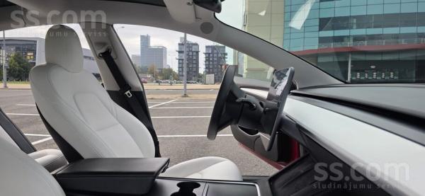 Sarkans Tesla Model 3 2021 Rīga, ar dzinēja tilpumu 0.00 L un nobraukumu 200 tūkst. km par 19500 €, foto 10 vietnē AUTOMOTO.COM.LV