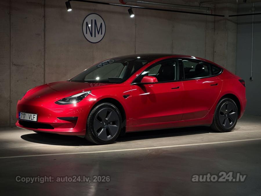 Sarkans Tesla Model 3 2022 Tallina, ar dzinēja tilpumu 0.00 L un nobraukumu 148 tūkst. km par 19990 €, foto 1 vietnē AUTOMOTO.COM.LV